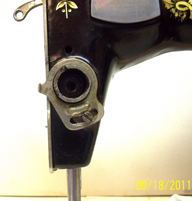 My Sewing Machine Obsession: Singer 128 Tension assembly