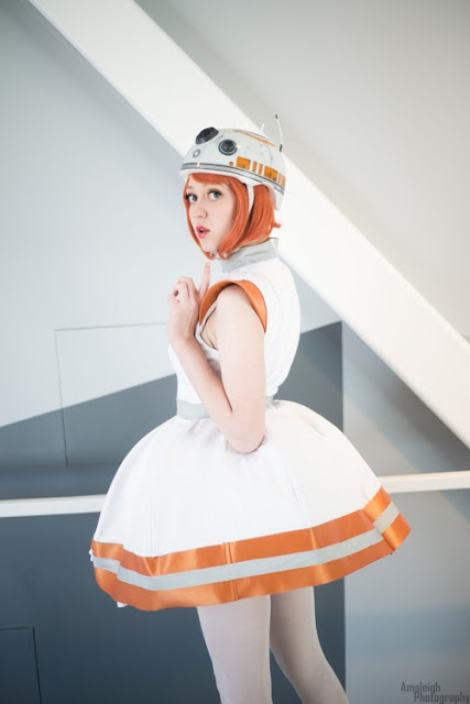 Últimas Tendencias: El androide BB-8 sirve de inspiración para el cosplay