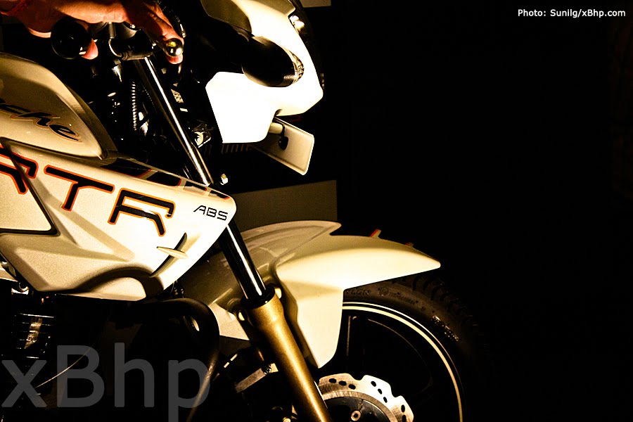 Tvs Apache 180cc White