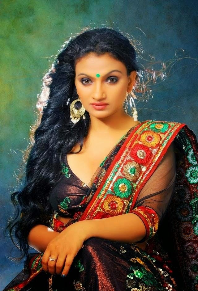 Krishna Prabha Hot Navel Photoshoot Mallu Tv film Actress - Indian Heroin