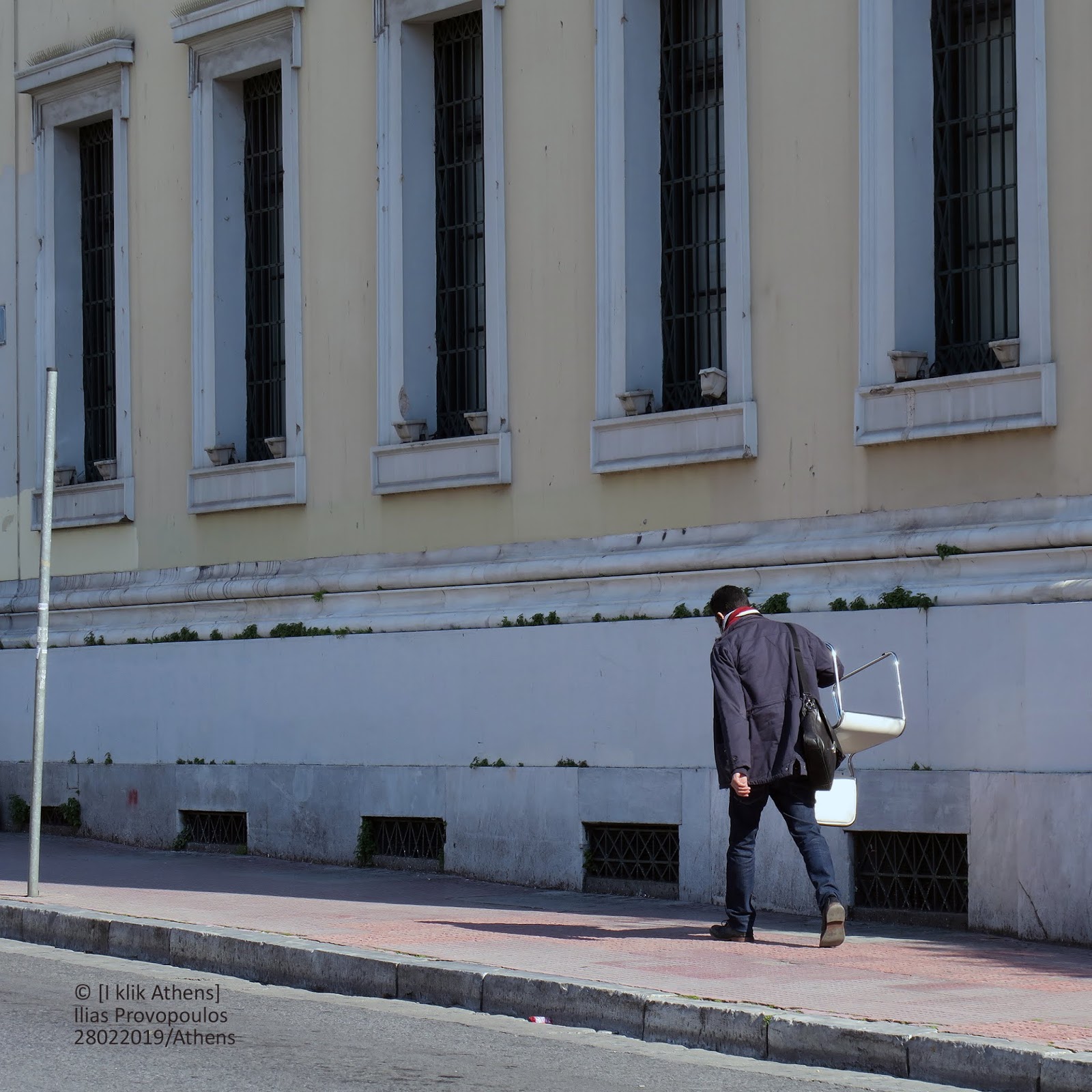 actimon: ΜΕ ΤΗΝ ΚΑΡΚΕΛΑ ΤΟΥ ΣΤΟΝ ΩΜΟ