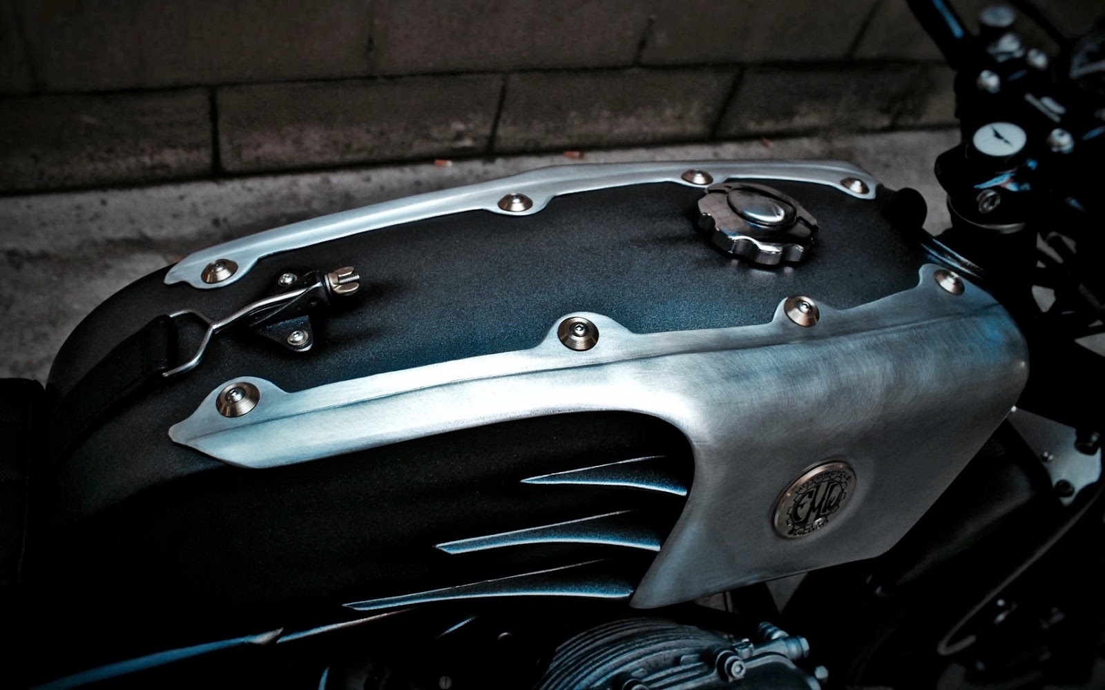 SP1000 Steampunk Racer - Inazuma café racer