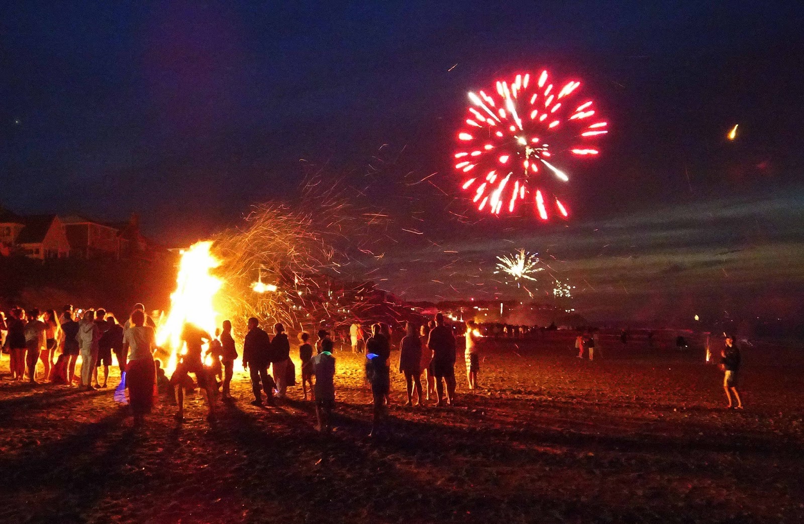 Joe's Retirement Blog: Fireworks and Bonfires, White Horse Beach ...