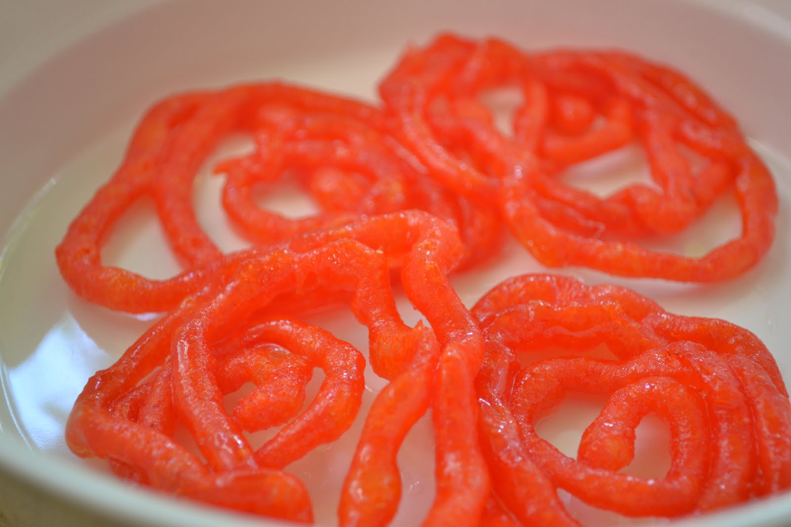 Food & More...much more: Jalebi Garma Garam!!