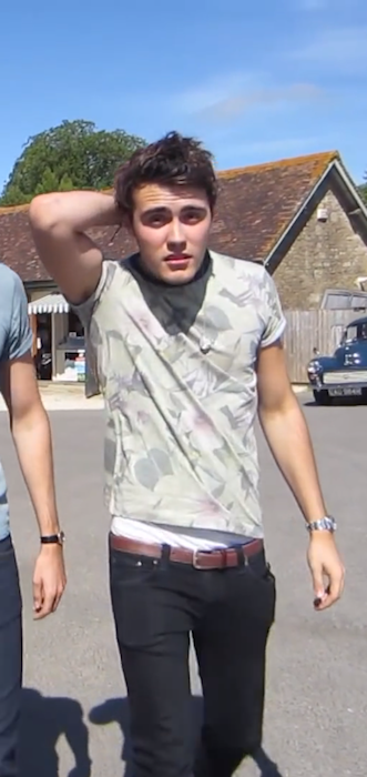 Celeb Saggers: Alfie Deyes Sagging White Calvin Kleins