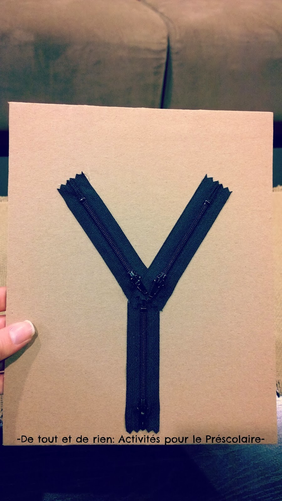 De tout et de rien: Activités pour le Préscolaire: DIY zippers alphabet ...