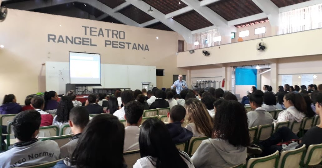 Gerenciamento Pedagógico Contemporâneo: PALESTRA NO INSTITUTO DE ...