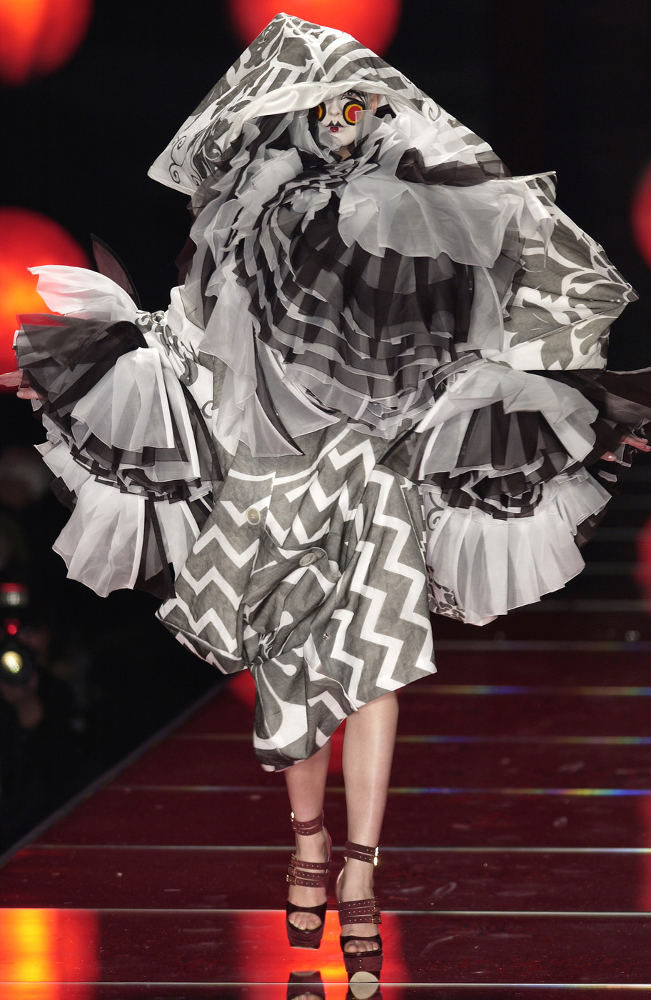Fashion Runway | John Galliano for Christian Dior Spring Summer 2003 ...