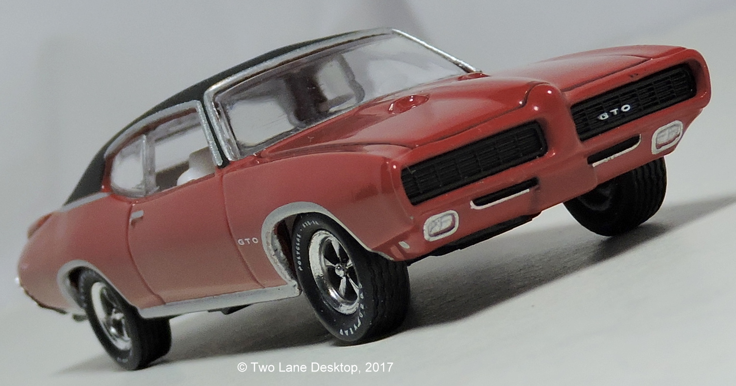 Johnny Lightning 1973 Pontiac GTO and M2 Machines 1969 Pontiac GTO