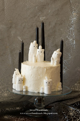 Sweet Handmade Cookies: Ghoulish Ghost Cake