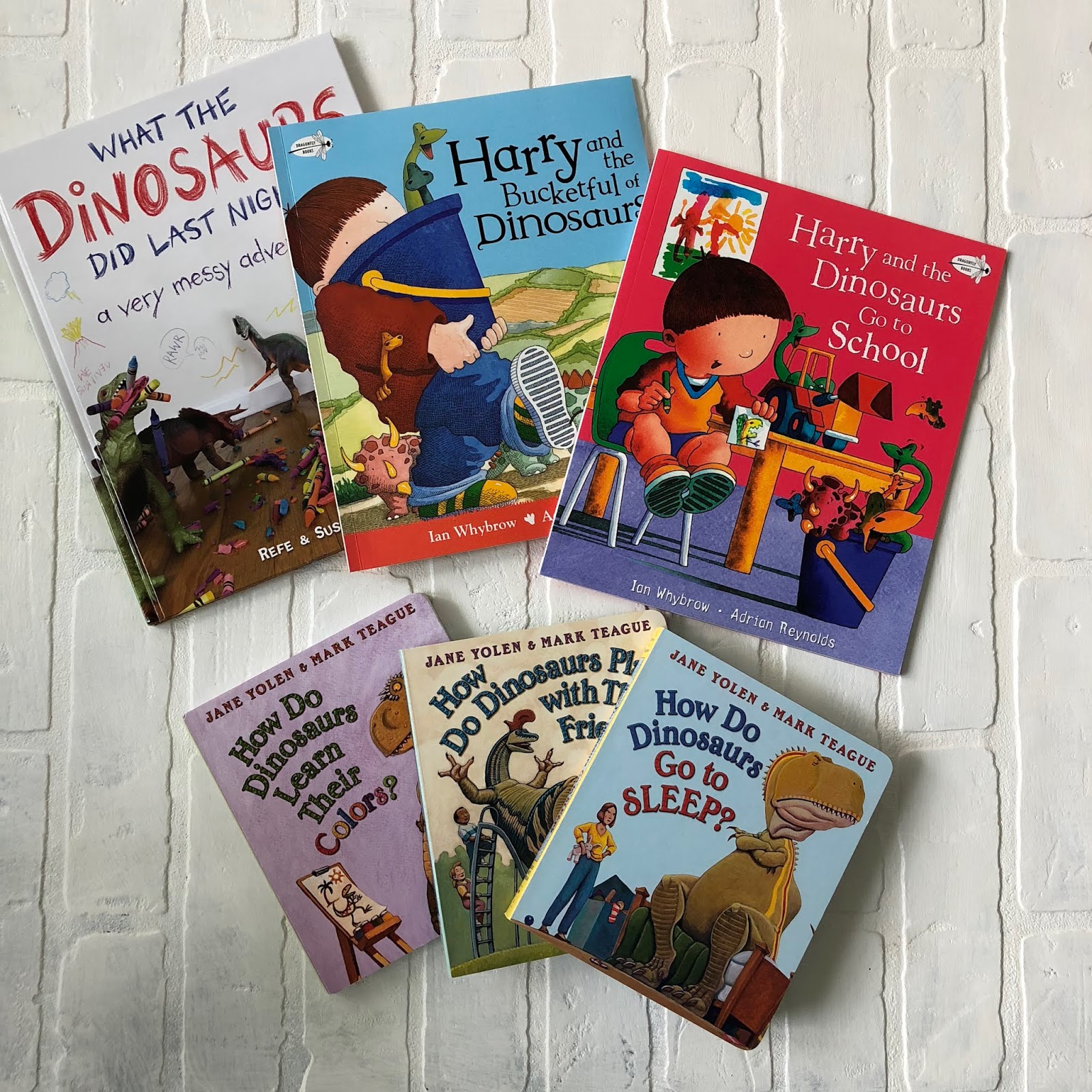 Using a Dinosaur Theme in Therapy! | Simply Speech