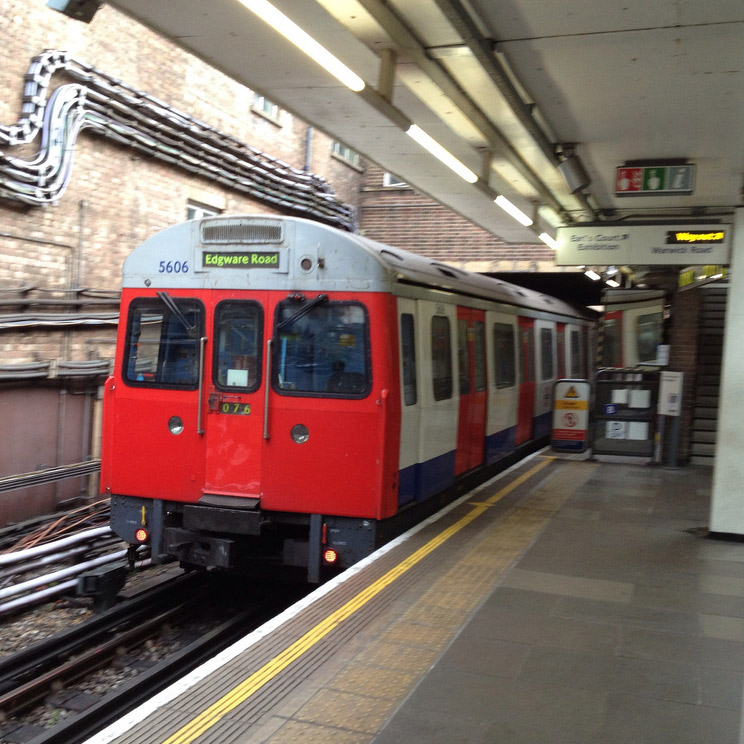 British Diesels and Electrics: London Underground C69/C77 Stock