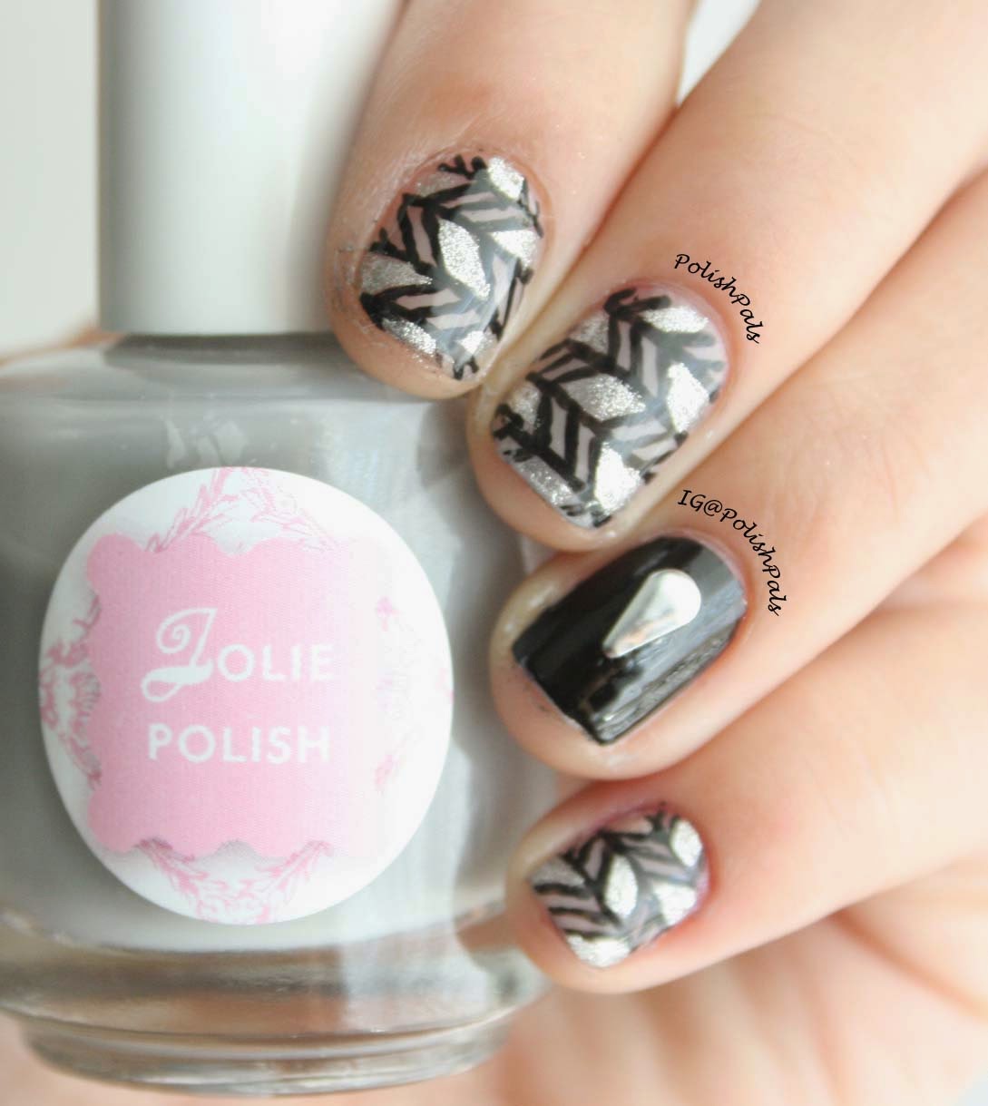 Polish Pals: Geometric Greyscale Nails (+ Tutorial)