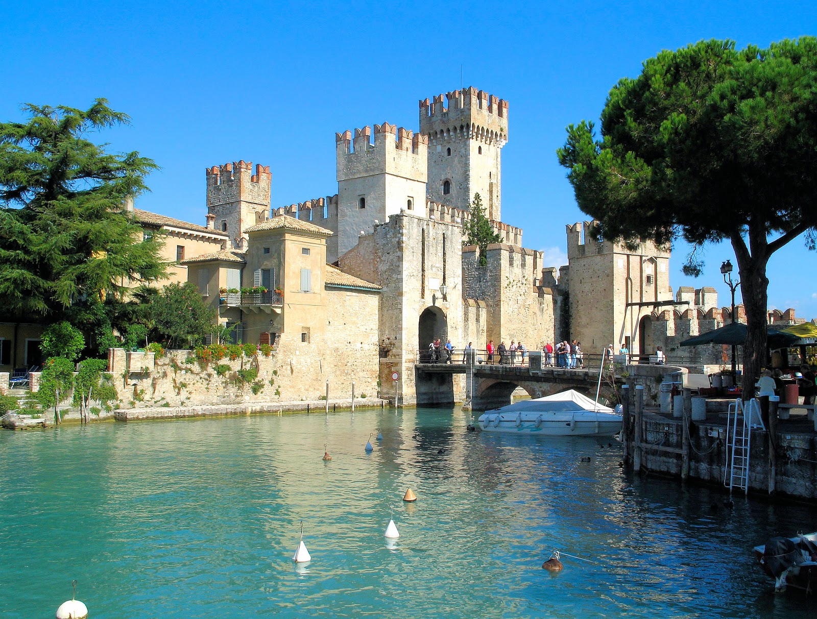 Guided Tour of Lake Garda in Northern Italy
