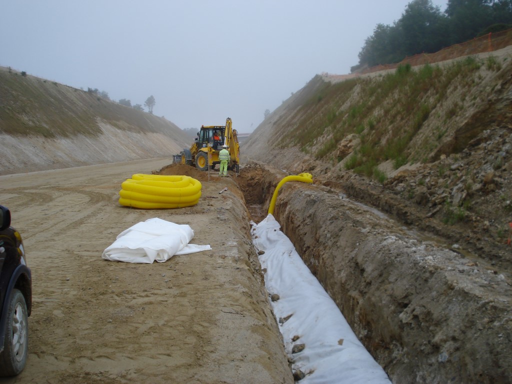 INGENIERÍA DE DRENAJE - UNC: DRENAJE URBANO SOSTENIBLE - DRENES FRANCESES