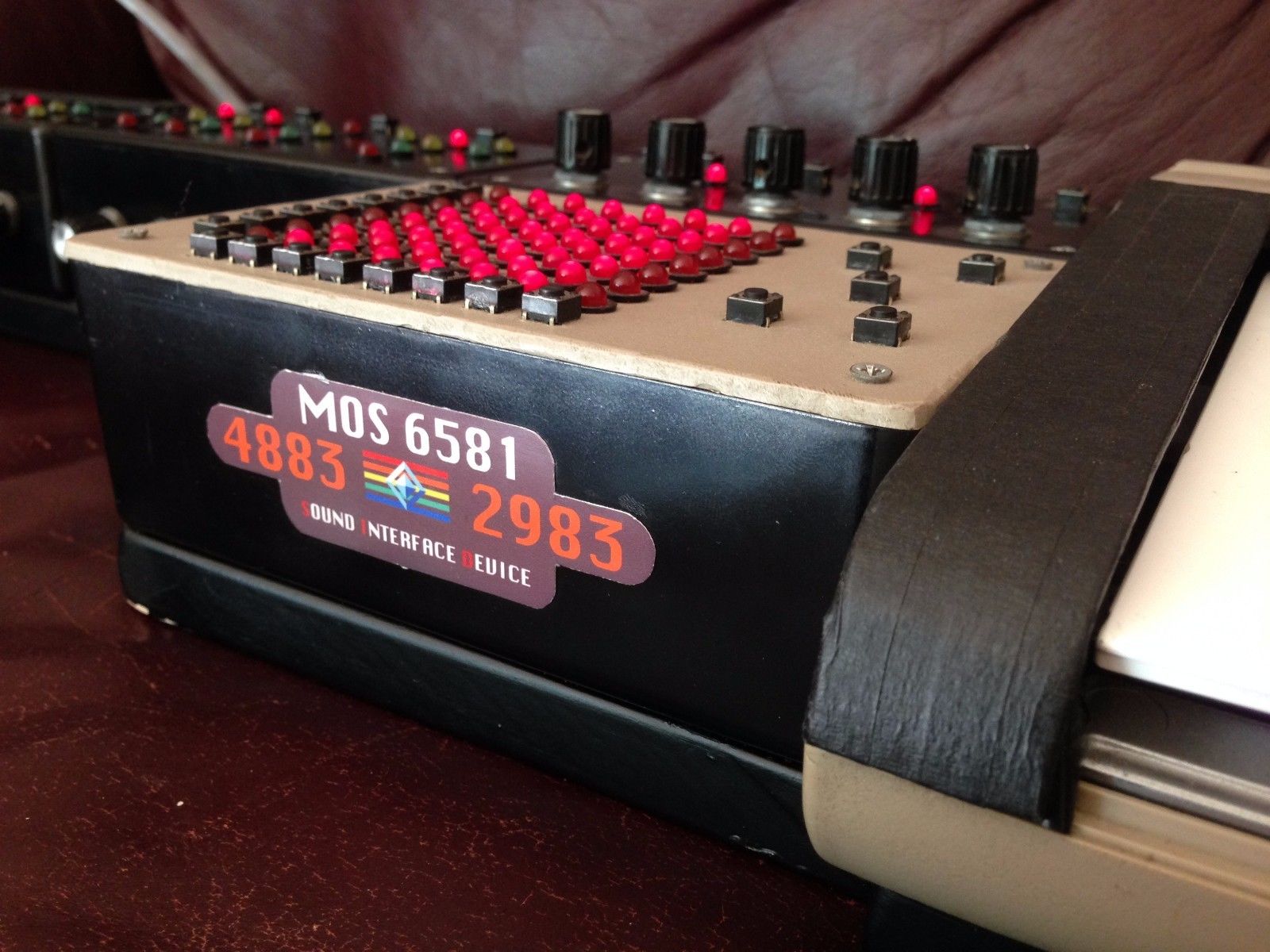 MATRIXSYNTH: MIDIBOX SID KEYTAR CUSTOM DIY GIANA 64 C64 COMMODORE ...