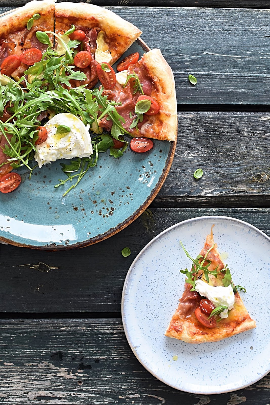 RAJ PODNIEBIENIA: PIZZA Z BURRATĄ