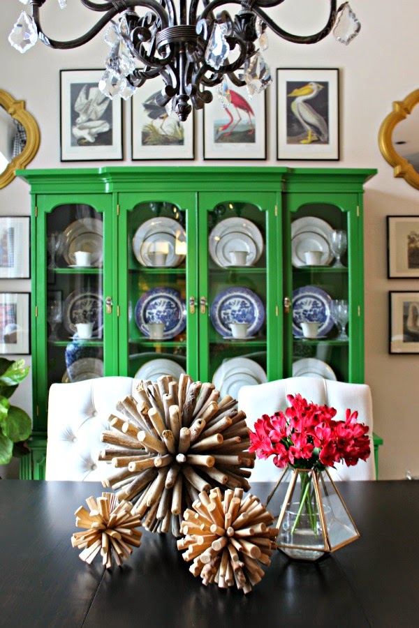 EVERYDAY DINING ROOM TABLE DECOR | Dimples and Tangles