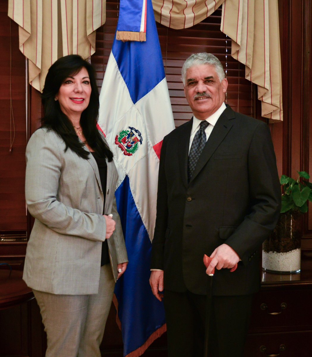 MIGUEL VARGAS RECIBE A RAQUEL JACOBO, EX MISS REPÚBLICA DOMINICANA Y ...