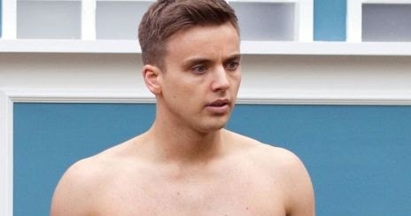 Hollyoaks off the Charts: Parry Glasspool in shorts
