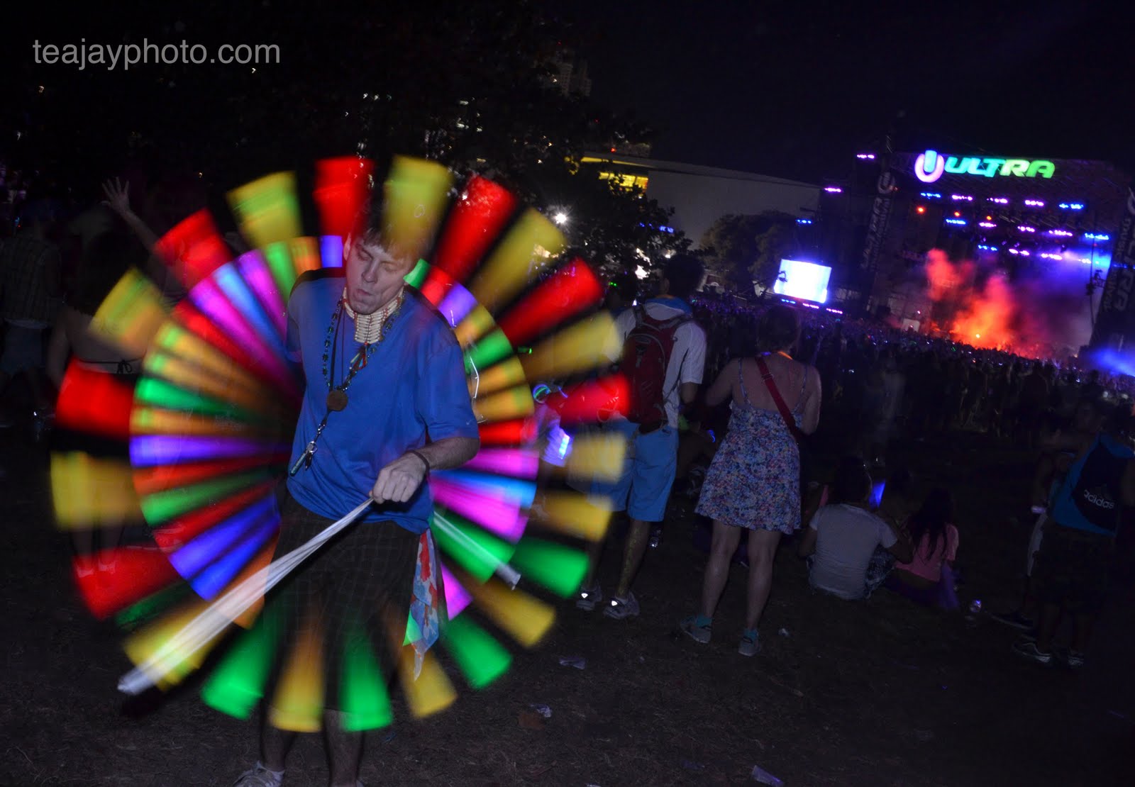 UltraPoi | Ultrapoi.com Buy LED Poi, Hoop and Glove Rave Lights