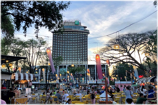SUPERMENG MALAYA: HUA HIN 05 : Day 01 - TAMARIND Market | CICADA Market ...