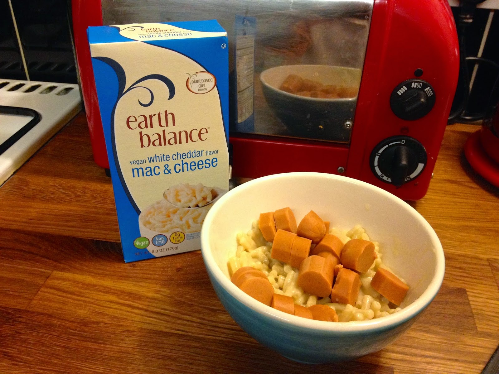 vegan.in.brighton: MoFo '14 Day 15 - Earth Balance Mac & Cheese Review ...