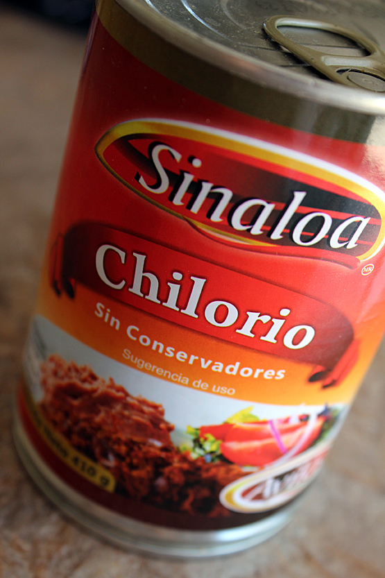 Rolling Steel Tent: Adventures in Mexican canned goods: Chilorio