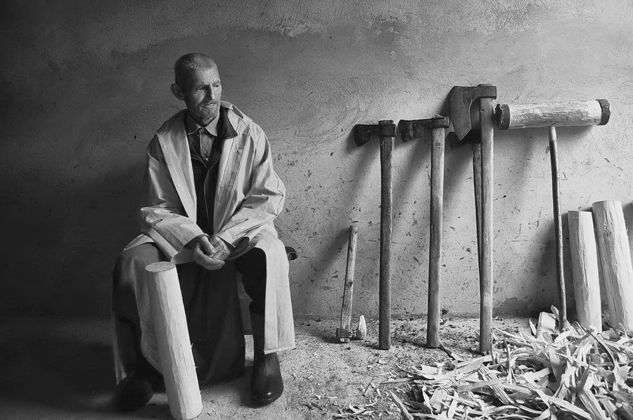 OLTRE IL MURO: ARTE e FOTOGRAFIA: REMUS TIPLEA | PHOTOGRAPHER