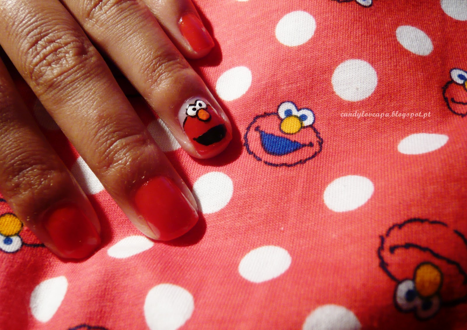 Candy Love: Elmo Nails