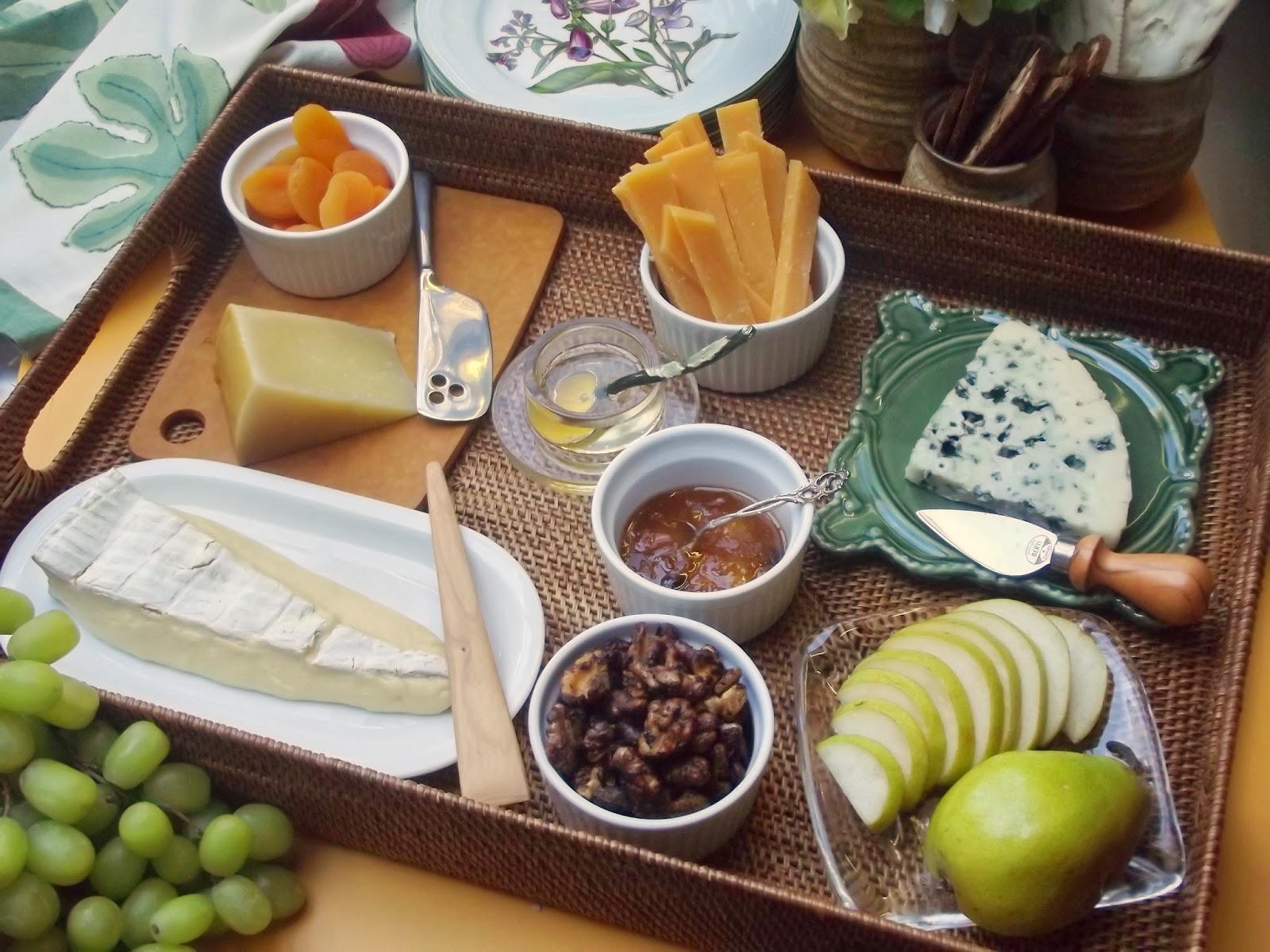 Spoon and Ink: Happy 200th Post! What’s cooking? Cheese Platter Secrets