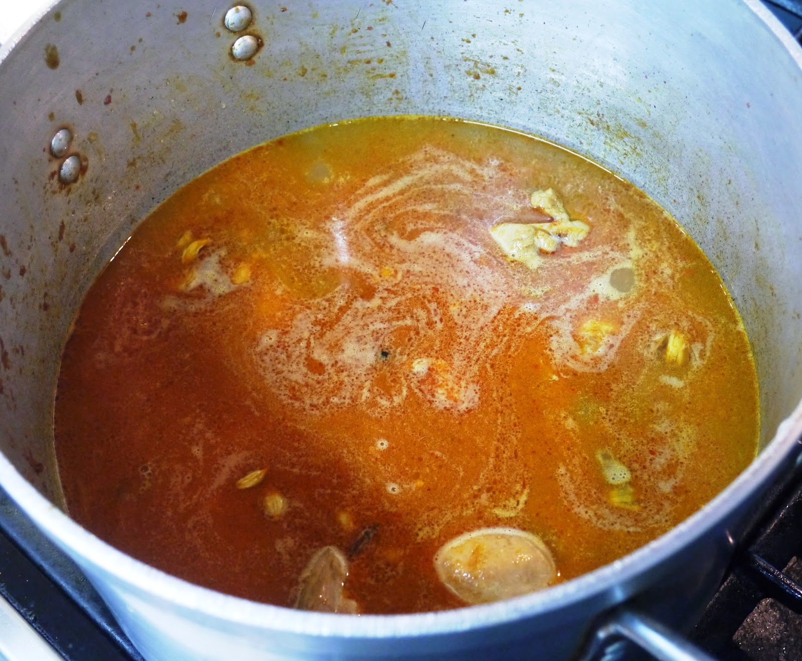 This Muslim Girl Bakes: Chicken and Potato Shorba