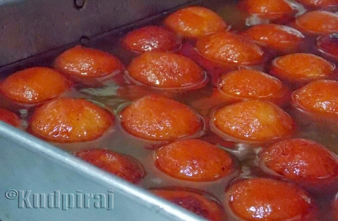 Kudpiraj's Garam Tawa: Balepet USKB - The Ultimate Masala Dosa Connection