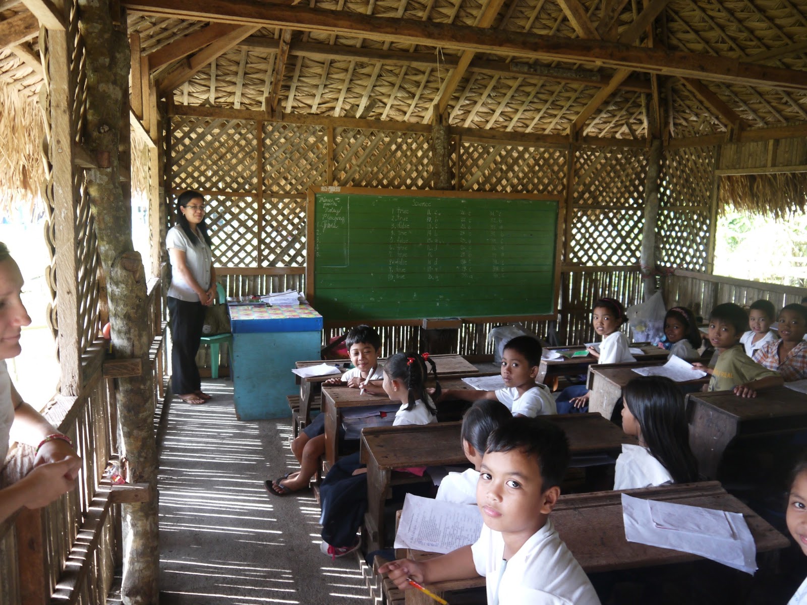 kathryn's blog: Nipa Hut As A Classroom
