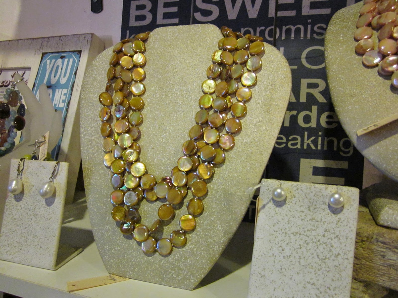 Adventures of a Chic Shop Girl: Fall Color Palette and Shell Pearls