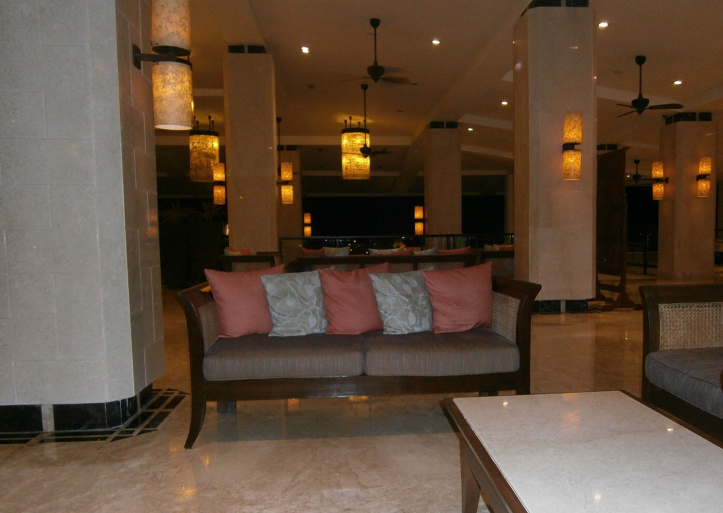 Resort Decor - Holiday Inn, Goa - The Keybunch Decor Blog