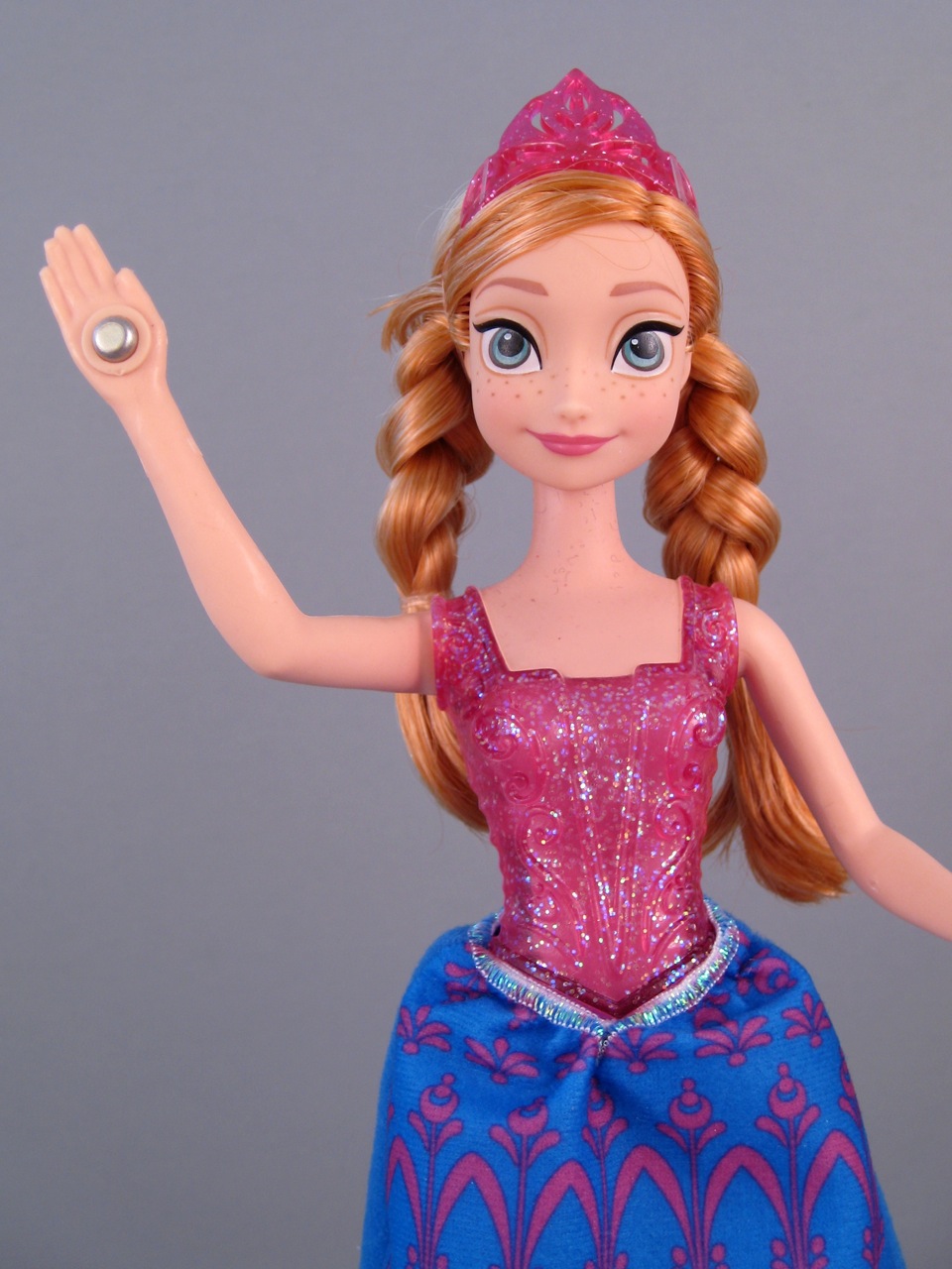 Elsa Using Magic