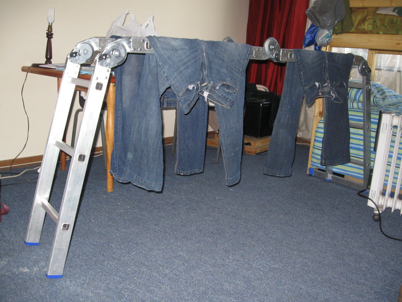 Crazy travels of an OT: Easy Makeshift Clothing Line