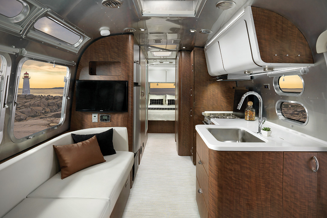 Airstream Globetrotter Çekme Karavan