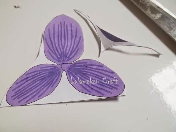 Creativity Tutorial: Membuat Bunga Anggrek dari Kertas