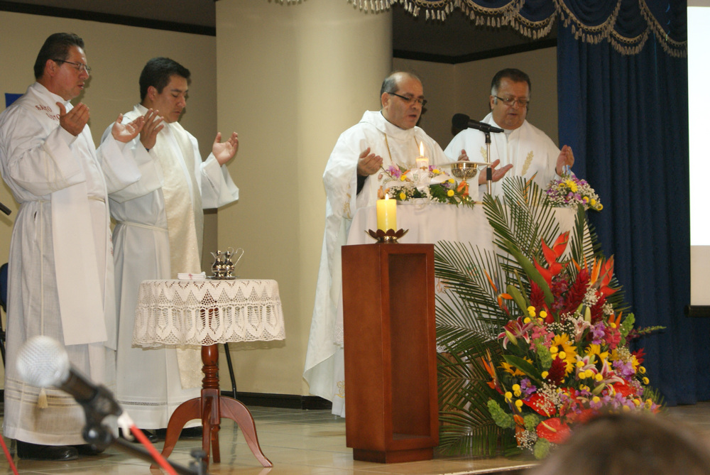 Homenaje De Gratitud En Su Boda De Plata ~ Zona Pastoral Santa Marta Pasto