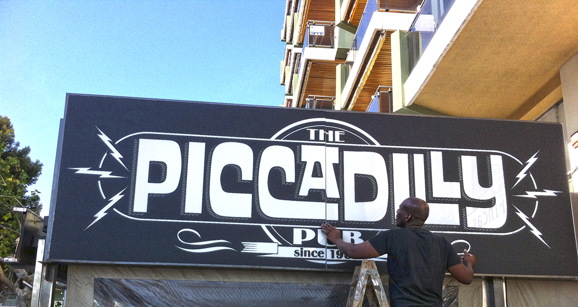 JHONNY NÚÑEZ: THE PICCADILLY PUB