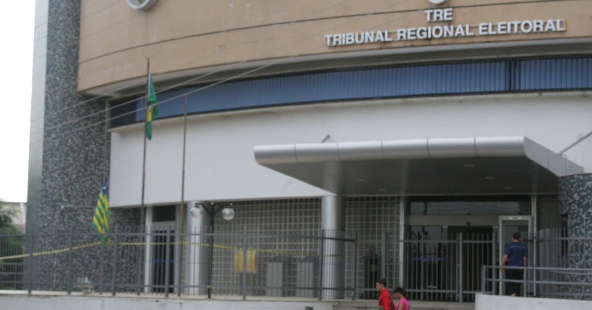 TRE-PI determina revisão eleitoral em 26 municípios