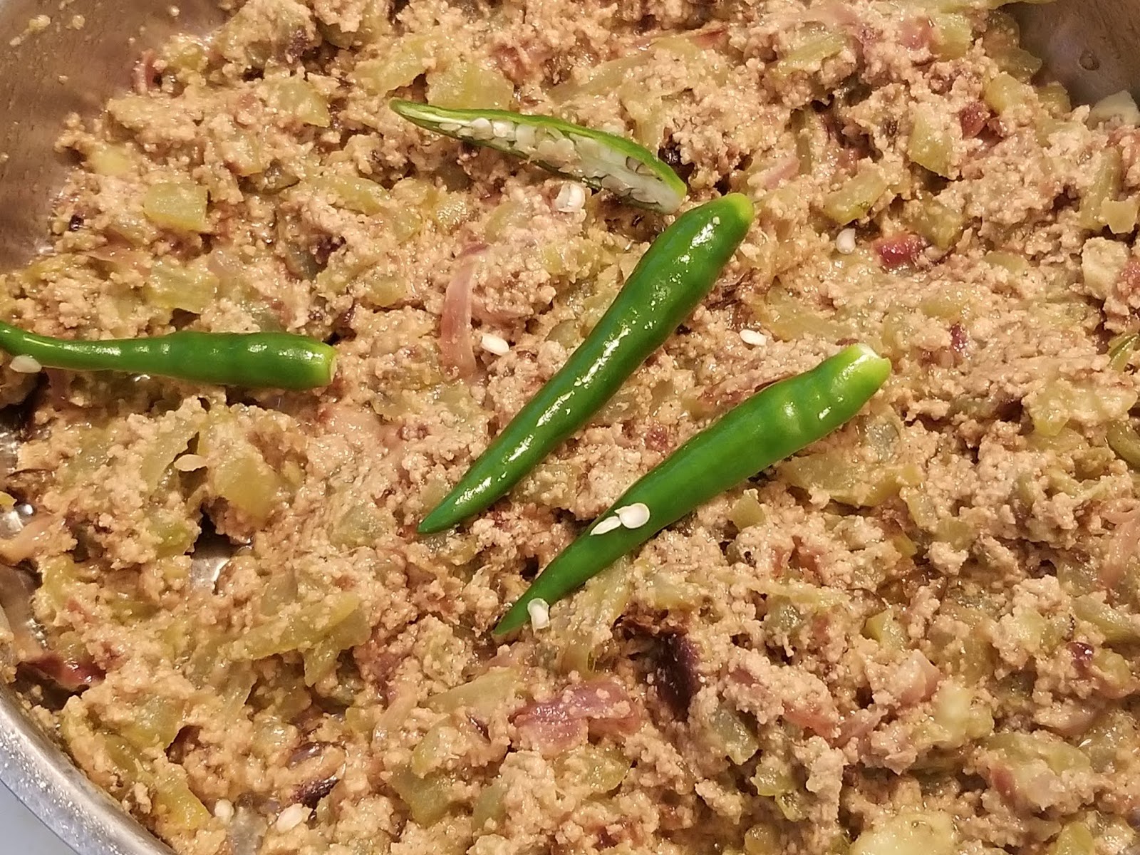 Kitchen With a Purpose: Chichinge Posto Recipe or Snake Gourd Recipe