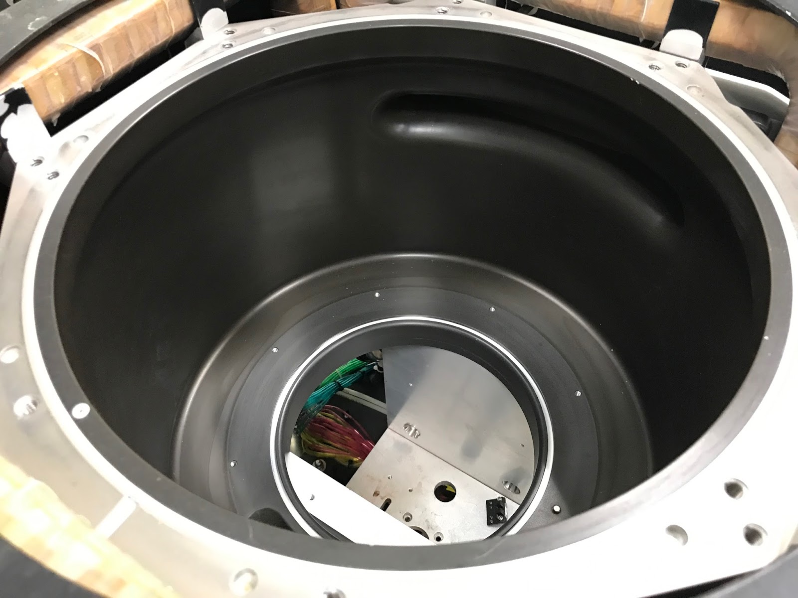 Eyok Technology Inc 易佑科技有限公司: 0040-09723 UNIBODY. ETCH CHAMBER ASSY ...