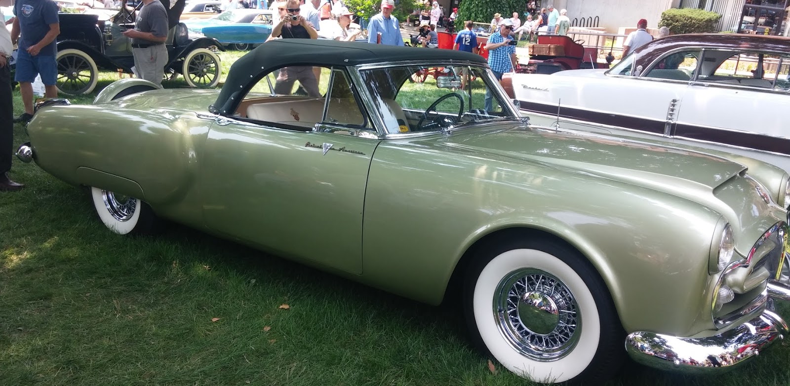 Pictures on Silence: Packard Dream Cars at "Art of the Car"