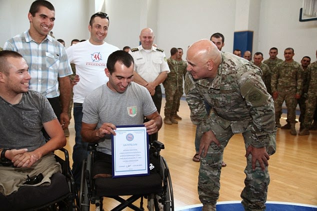 SOKA ZONE: MAN WITH NO LEGS BECOMES PUSH-UP RECORD HOLDER: DOUBLE ...