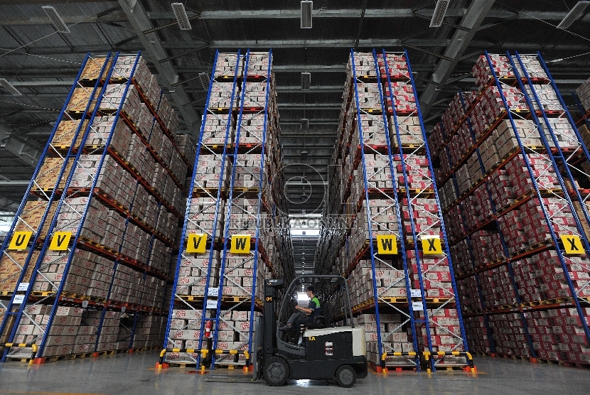 Tugas Kuliah: Peralatan Industri Di Gudang Logistik