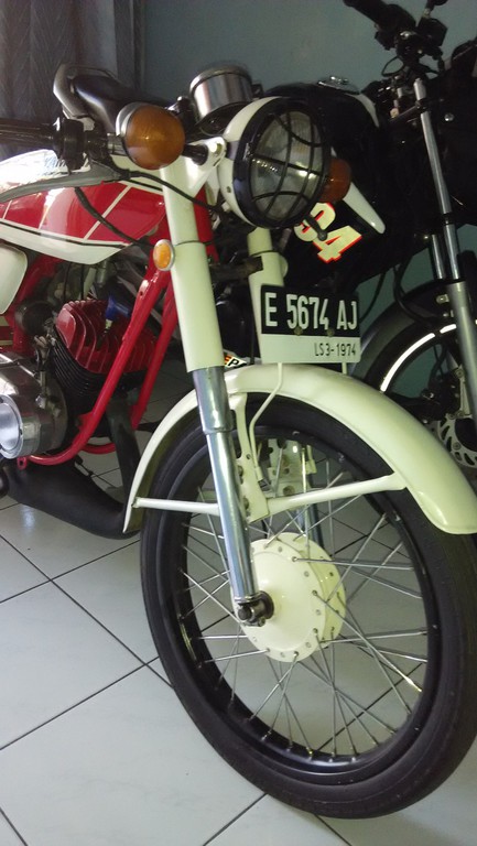 JUAL SANTAI: Yamaha LS3 Tahun 1974 - CIREBON - LAPAK MOBIL DAN MOTOR BEKAS
