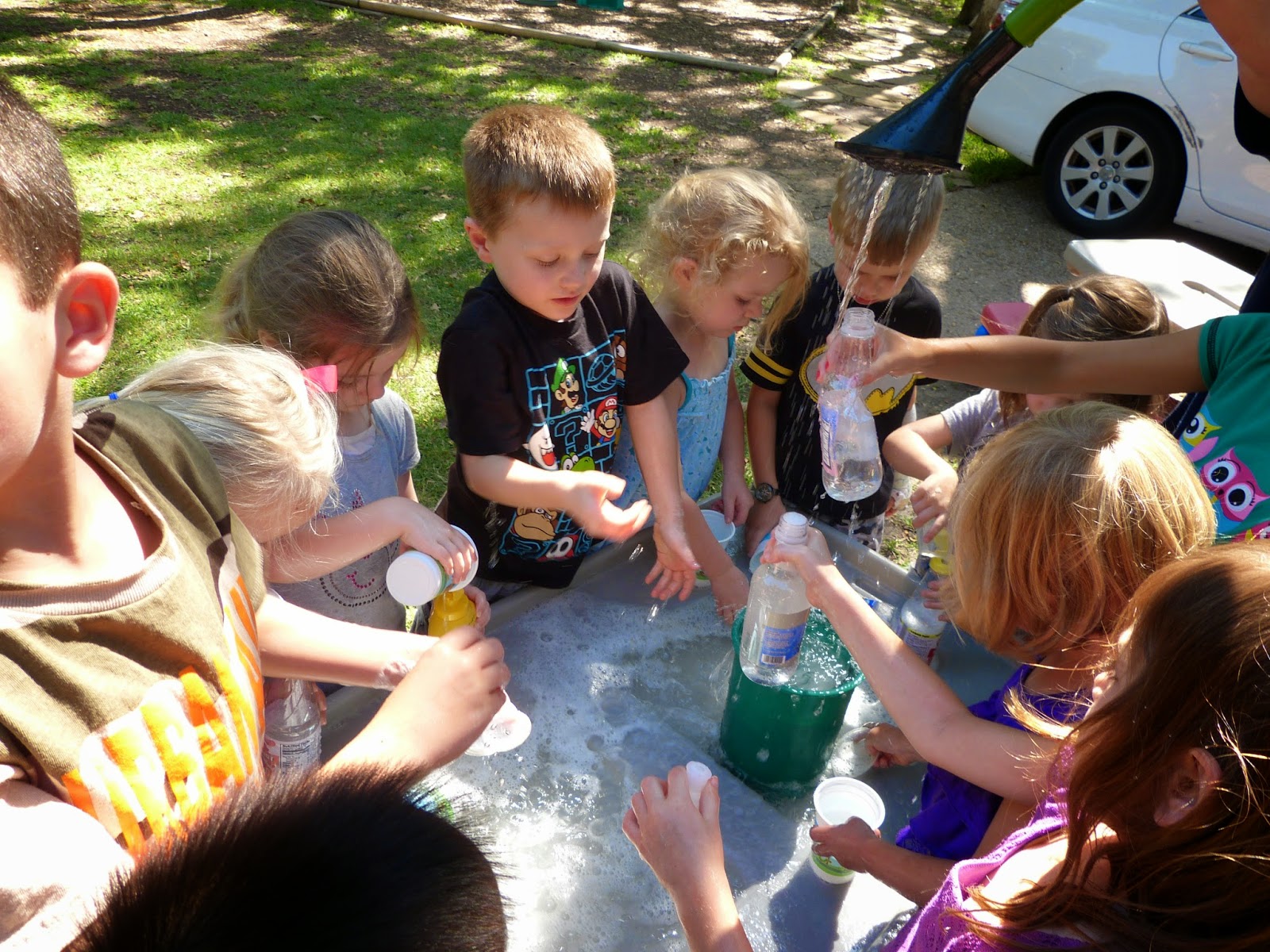 Paula's Primary Classroom: More ice play!